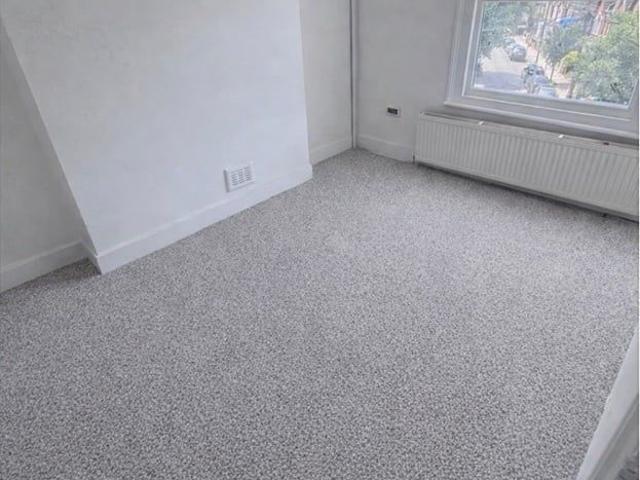 2 Bed Flat, Garrett Lanr, SW18