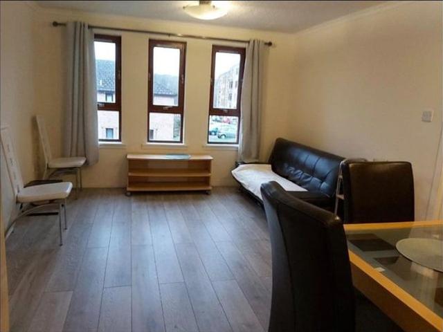 2 Bed Flat, Garriochmill Road, G20