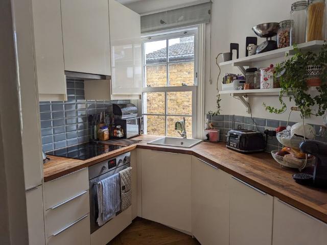 2 Bed Flat, George Lane, SE13