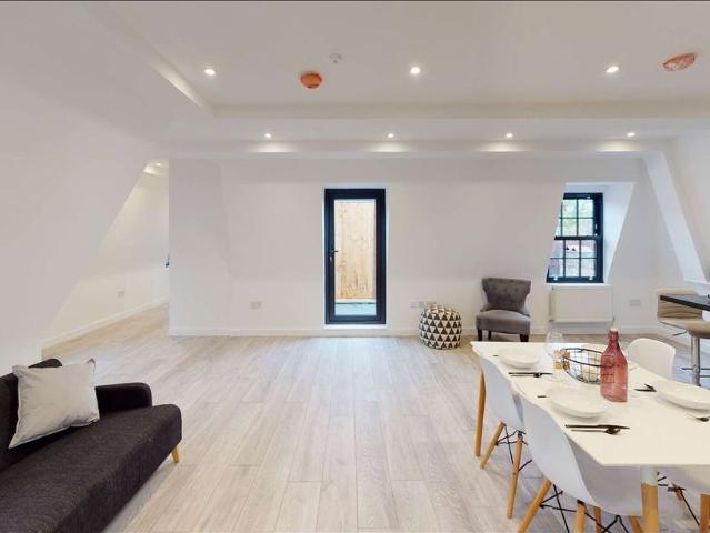 2 Bed Flat, Gibraltar House, SE26