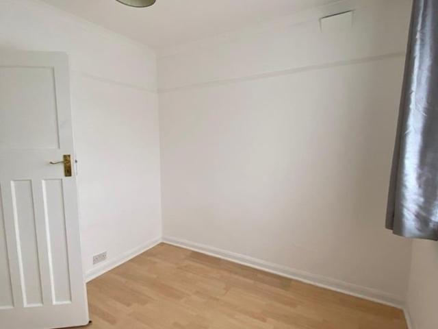 2 Bed Flat, Glenwood Close, HA1