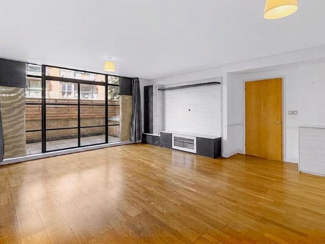 2 Bed Flat, Goat Wharf, TW8