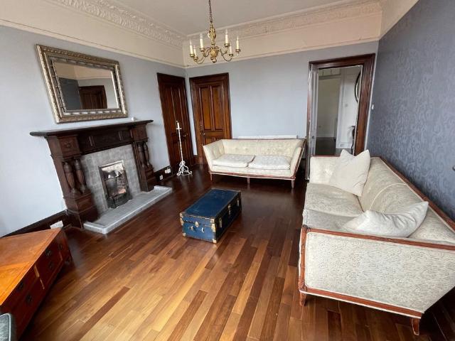 2 Bed Flat, Golfhill Drive, G31