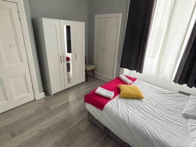 2 Bed Flat, Grange Loan, EH9