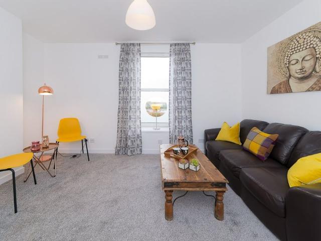 2 Bed Flat, Great Northern Road, AB24