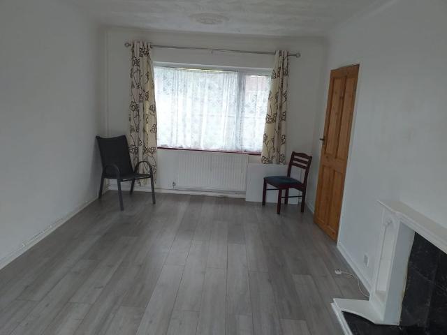 2 Bed Flat, Great Barr, B43