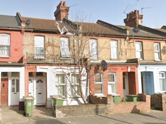 2 Bed Flat, Green St, E7