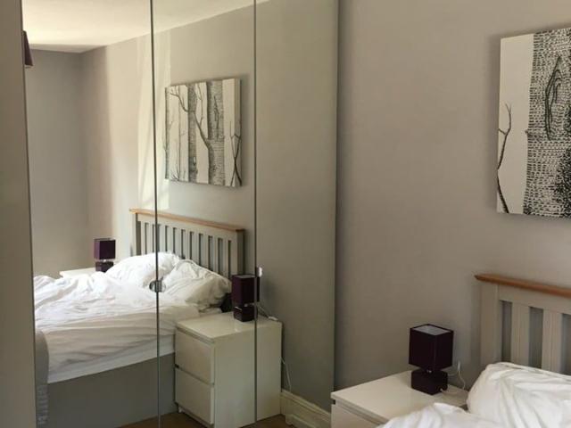 2 Bed Flat, Greys Court, RG1
