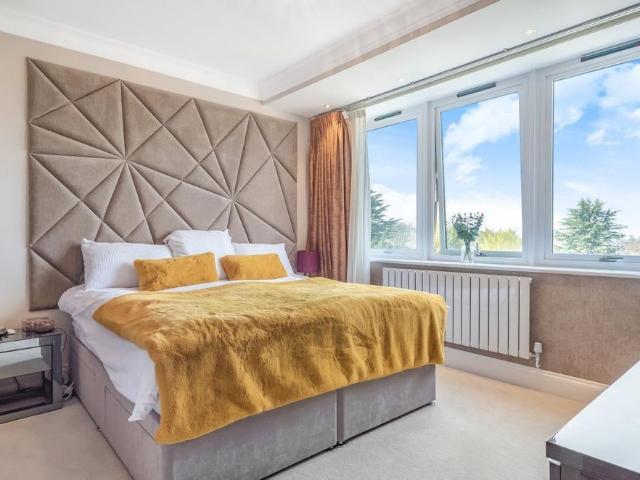 2 Bed Flat, Greystoke House, W5
