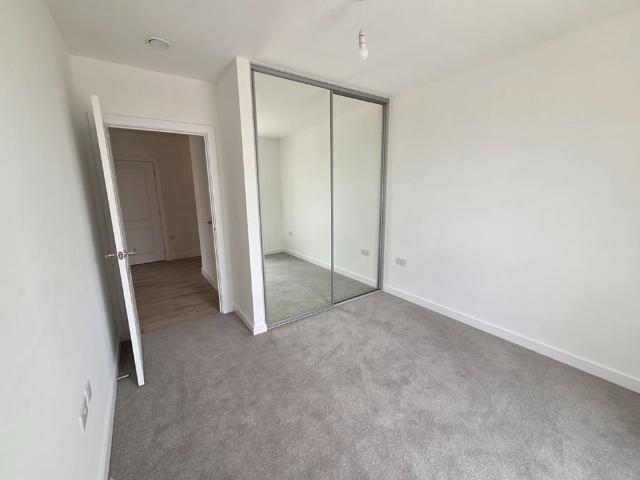 2 Bed Flat, Griffiths Close, B12