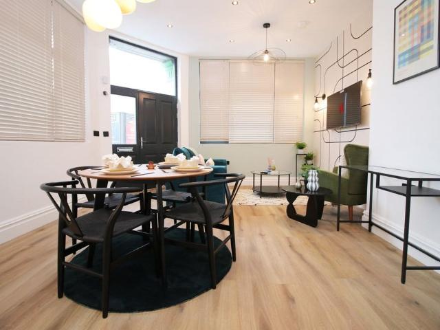 2 Bed Flat, Grosvenor House, BS2