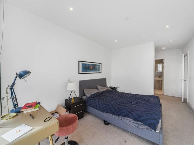 2 Bed Flat, Hurlock Heights, SE17