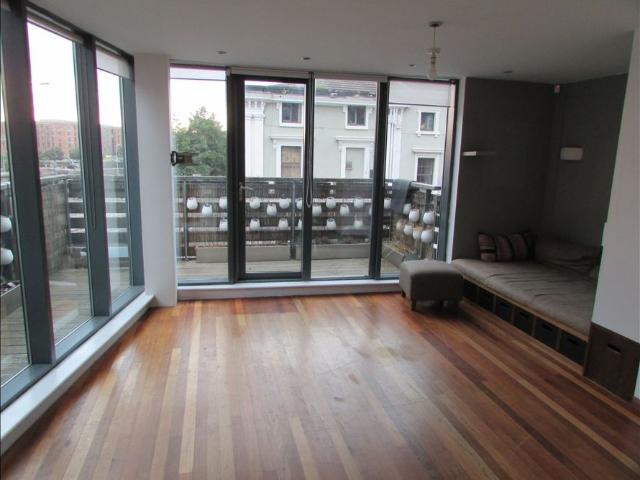 2 Bed Flat, Hurst Street, L1