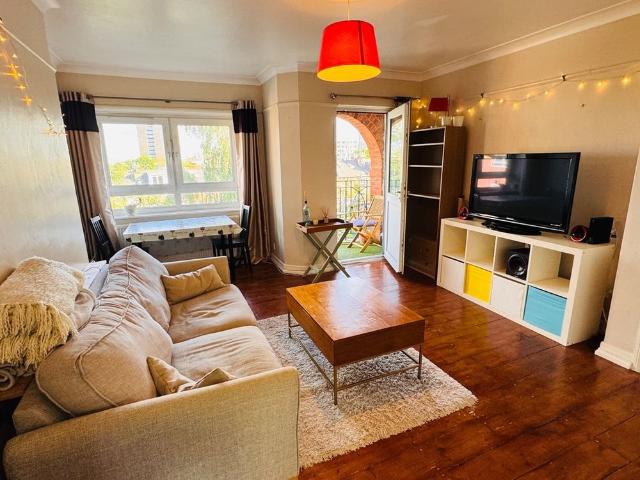 2 Bed Flat, Hampstead Heath, NW3