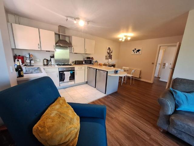 2 Bed Flat, Hassocks Close, NG9