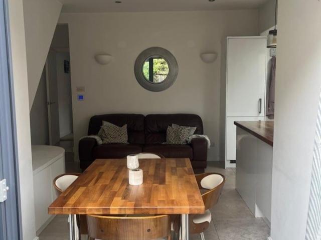2 Bed Flat, Harborough Road, SW16