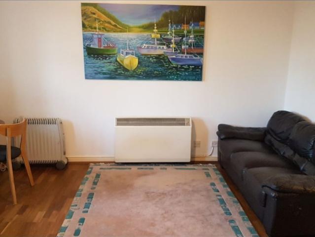 2 Bed Flat, Harlinger Street, SE18
