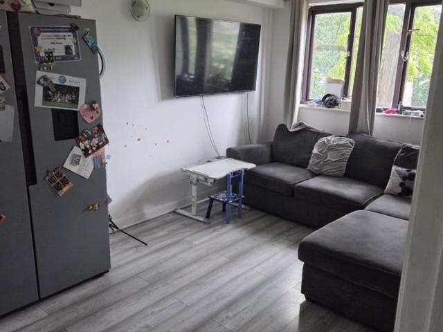2 Bed Flat, Harton Lodge, SE8
