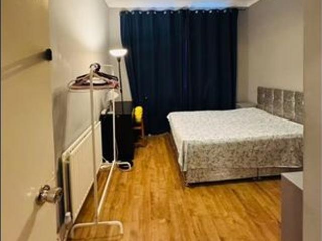2 Bed Flat, Hathaway Lane, G20