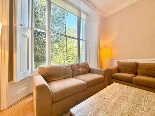 2 Bed Flat, Haverstock Hill, NW3