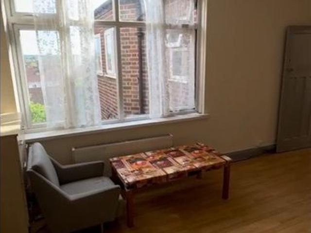 2 Bed Flat, High Road, HA9