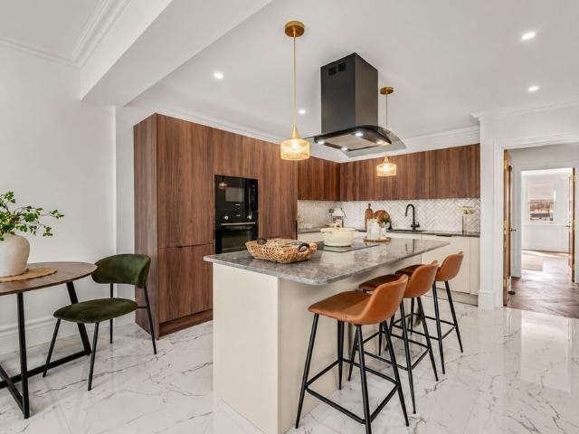 2 Bed Flat, Hillmarton Road, N7