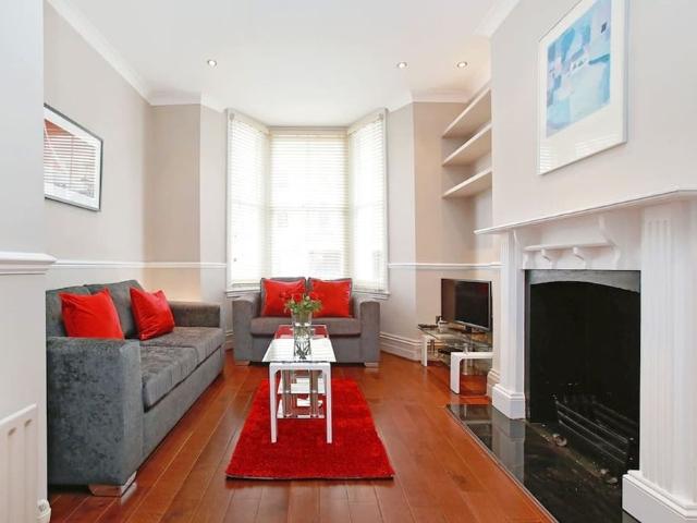 2 Bed Flat, Ifield Road, SW10