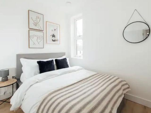 2 Bed Flat, Ilford, IG1