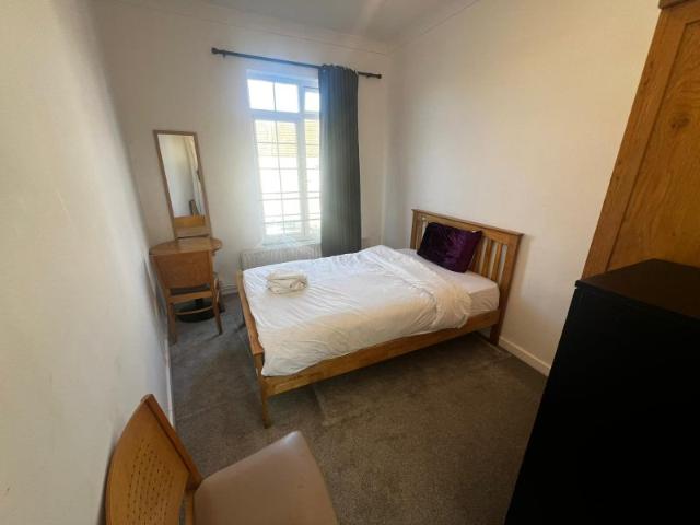 2 Bed Flat in Chesterton