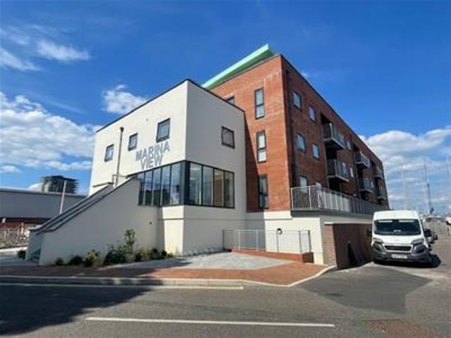 2 bed flat in gosport