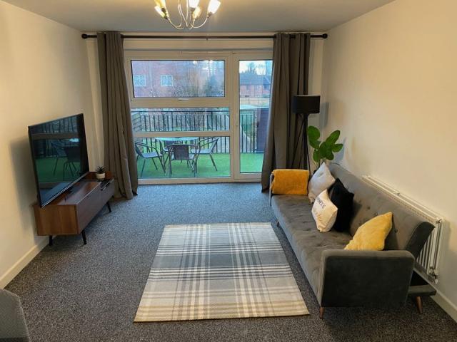 2 Bed Flat in L20 *Bills Included