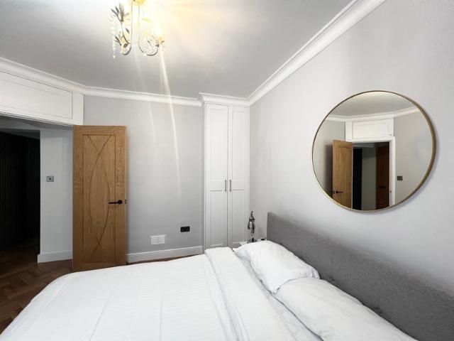2 Bed Flat in Pimlico near Victoria