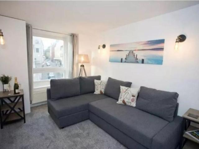 2 bed flat in the heart of Bournemouth
