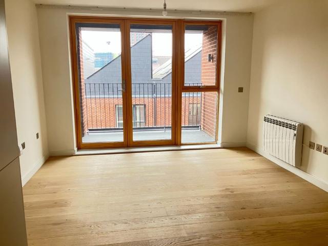 2 Bed Flat, Ironworks, LS11