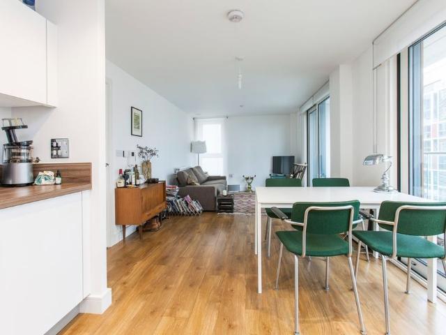 2 Bed Flat, Joplin House, E8