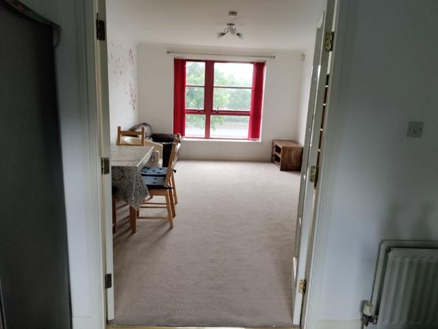 2 Bed Flat, Kidston Terrace, G5