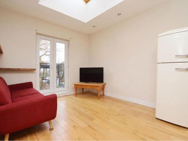 2 Bed Flat, Kilmorie Road, SE23