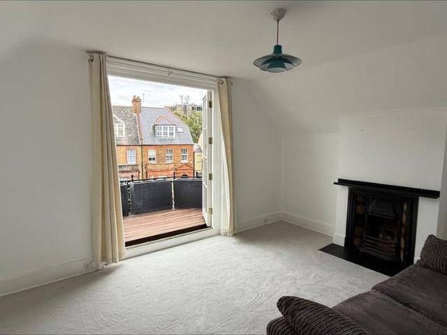 2 Bed Flat, Killieser Avenue, SW2