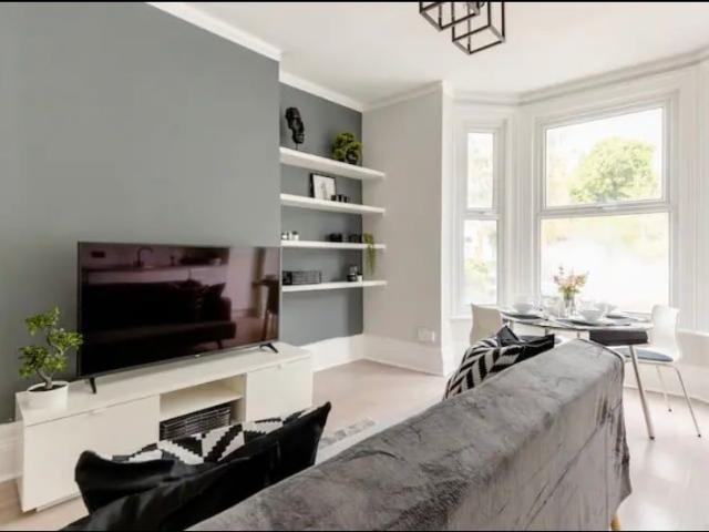 2 Bed Flat, Lymington Road, NW6