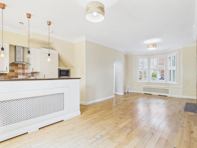 2 Bed Flat, Lance Road, HA1