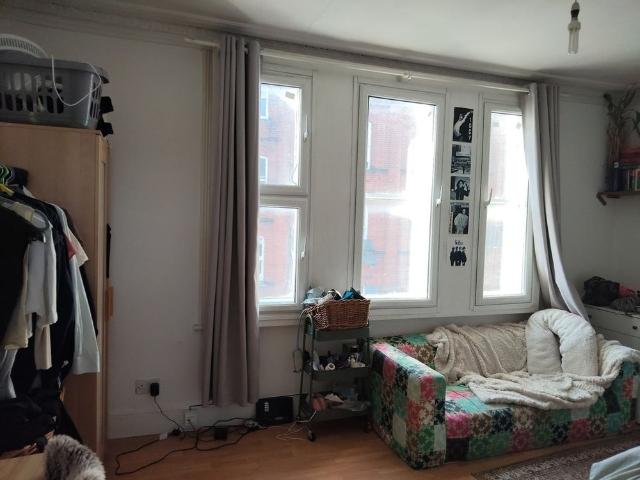 2 Bed Flat, Landor Road, SW9