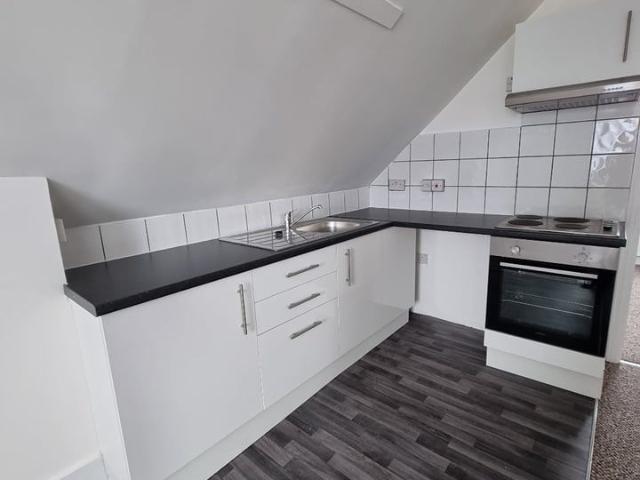 2 Bed Flat, Leicester Road, CR0