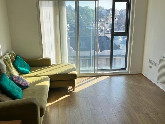 2 Bed Flat, Lewisham High Street, SE13