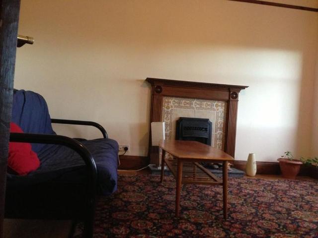 2 Bed Flat, Links Gardens, EH6