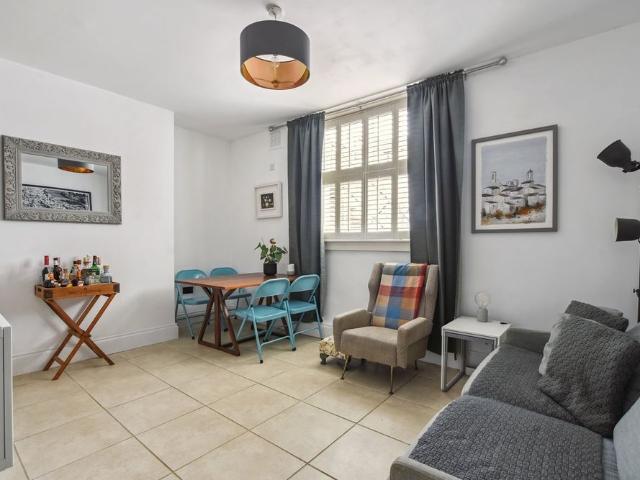 2 Bed Flat, Liverpool Road, N7