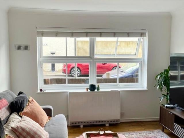 2 Bed Flat, London, SW18