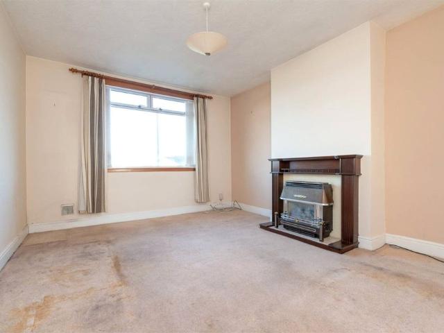 2 Bed Flat, Longstone Road, EH14