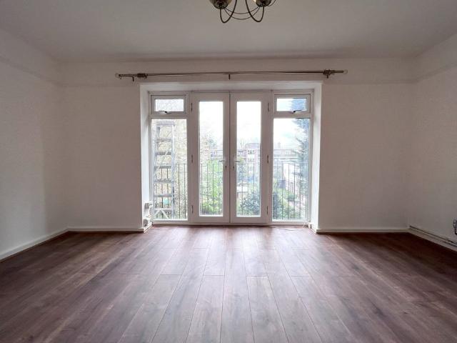 2 Bed Flat, Lordship Road, N16