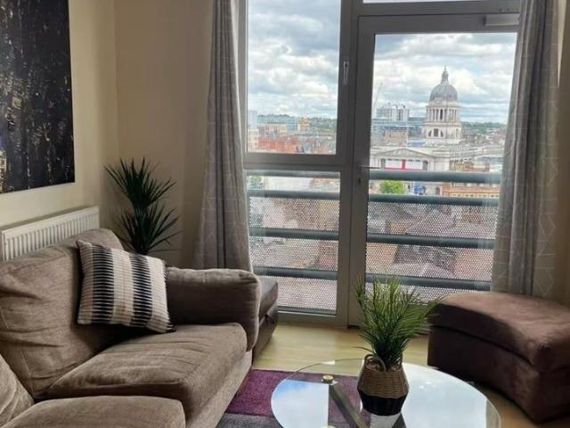 2 Bed Flat, Loxley Court, NG1