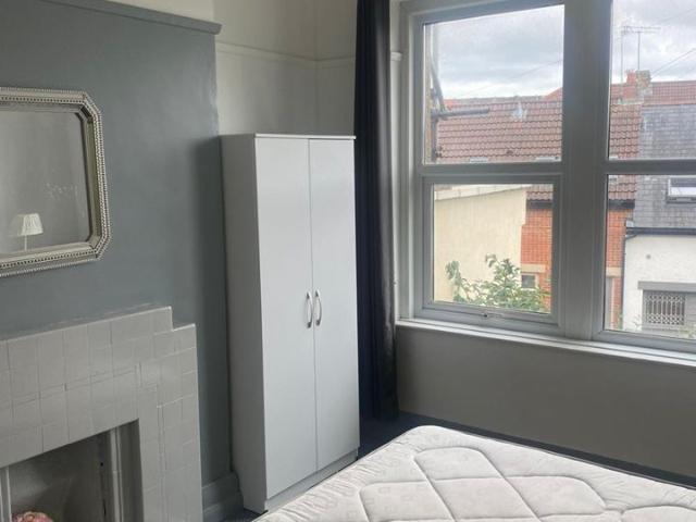 2 Bed Flat, Purton Road, BS7